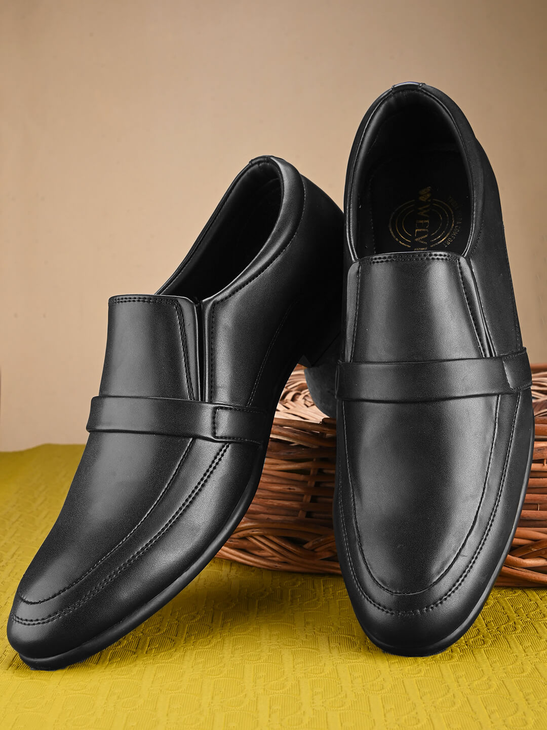 Black Duster – Welvic